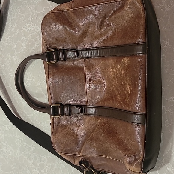 Fossil | Bags | Fossil Messenger Bag | Poshmark